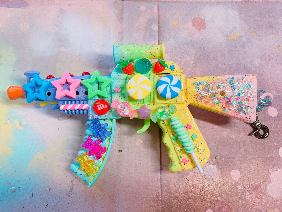 Mini Rainbow Assault Blaster – Hard Decora